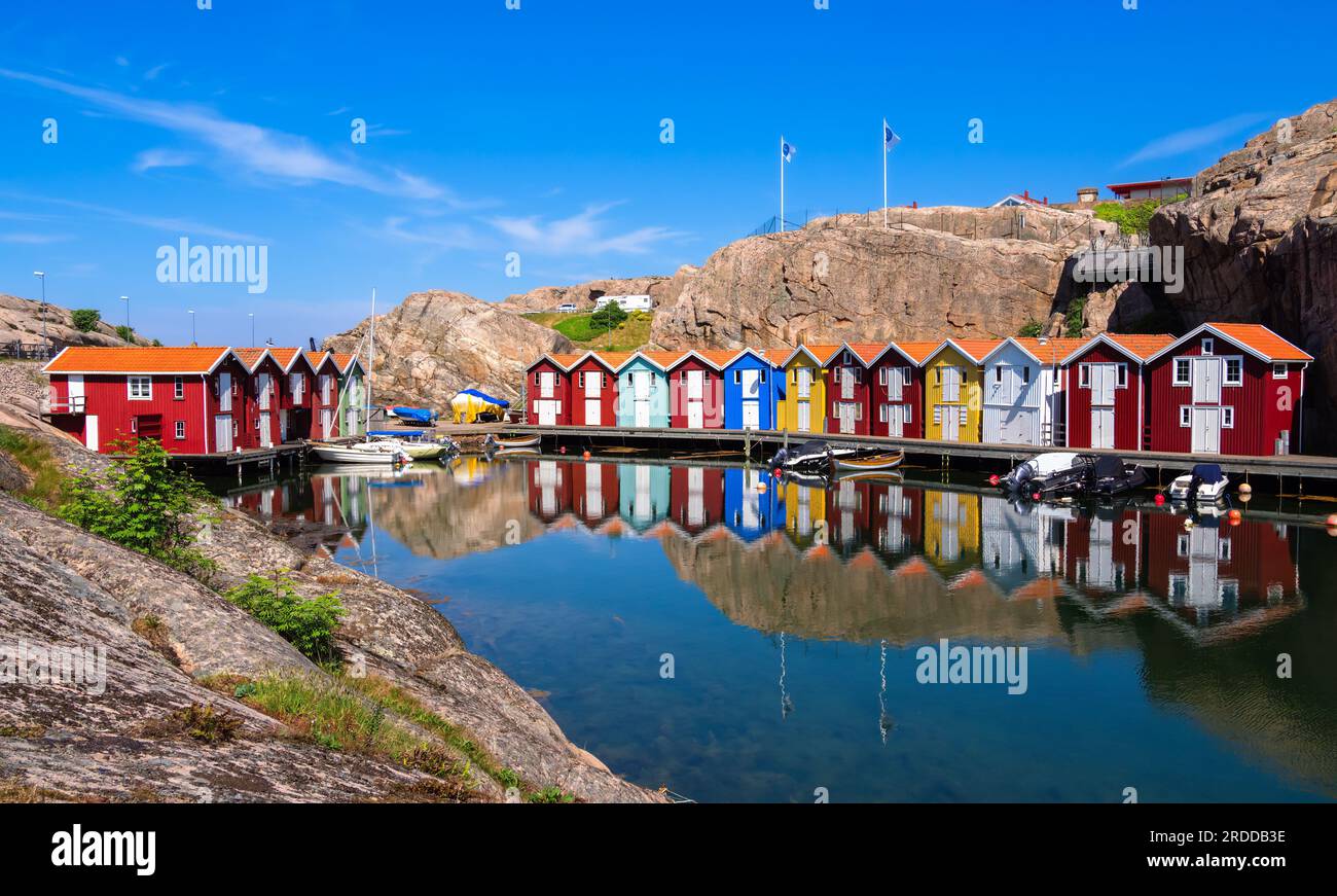 Idyllic colorful fisherman cabins Smogenbryggan in Smogen, Sweden ...