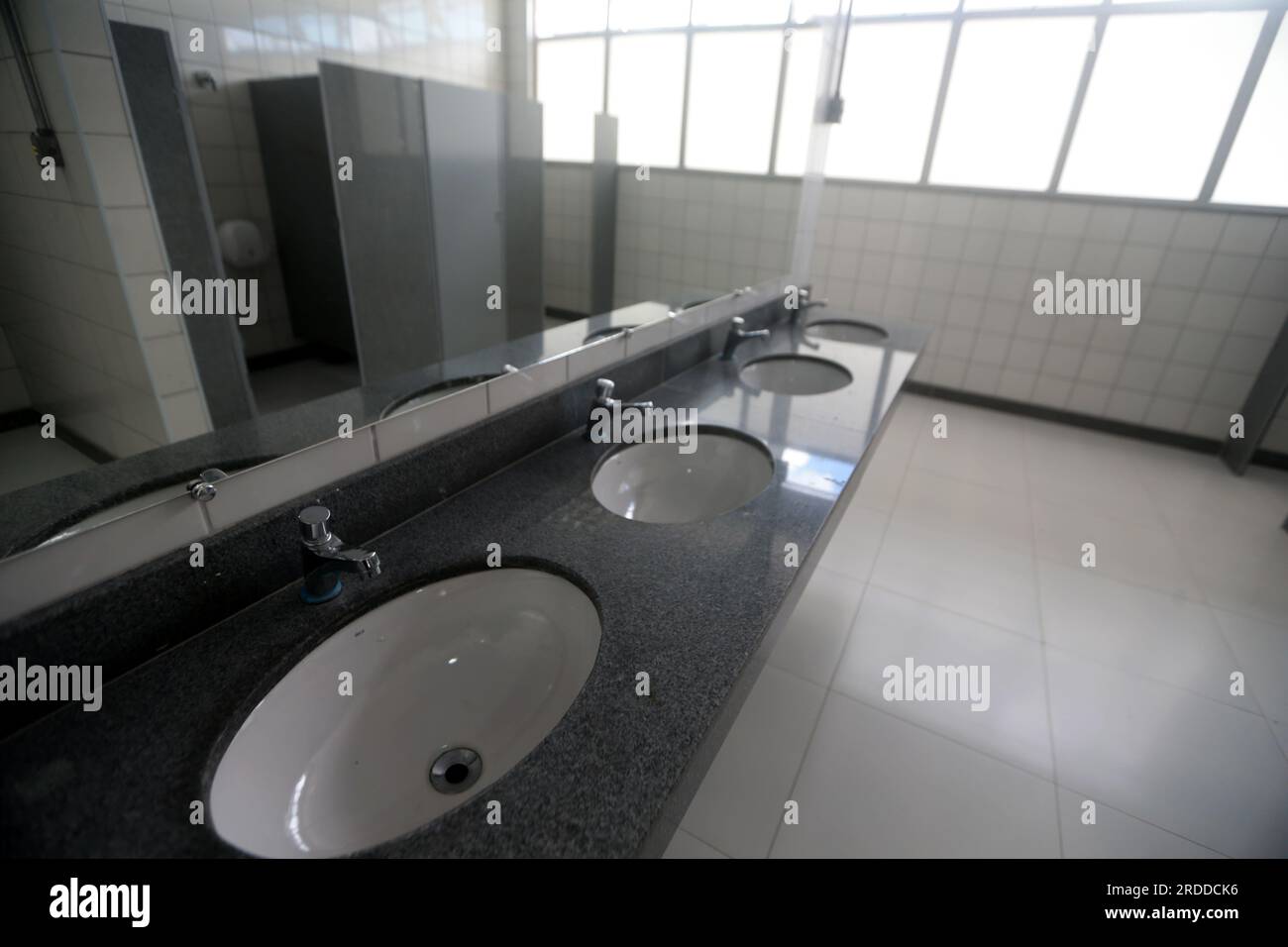 Laboratory sink hi-res stock photography and images - Alamy