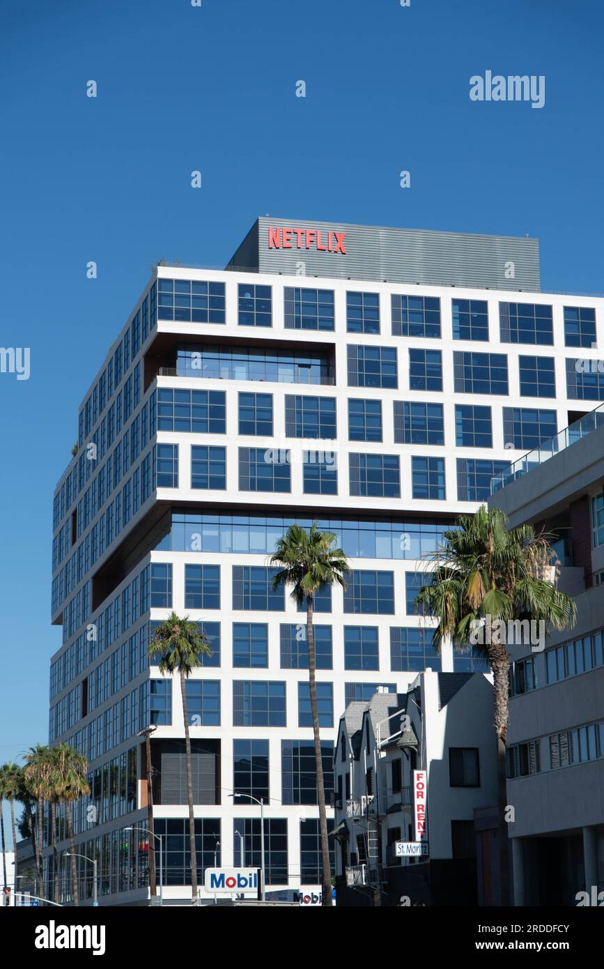 Netflix building los angeles hi-res stock photography and images - Alamy
