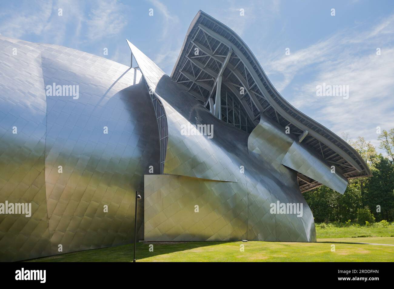A side view of the Richard B. Fisher Center for the Performing Arts at ...