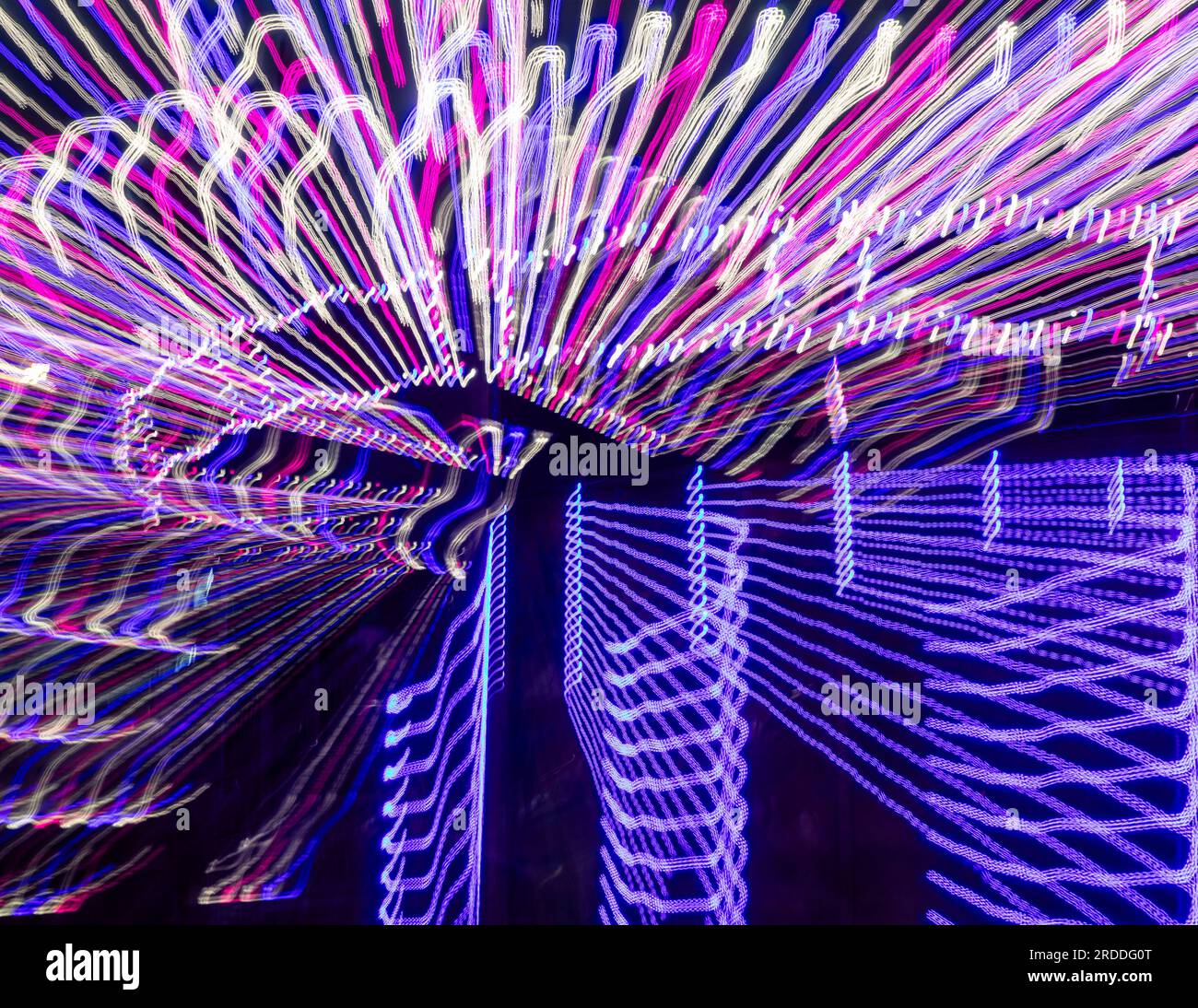 Abstract purple neon lights on hi-res stock photography and images - Alamy