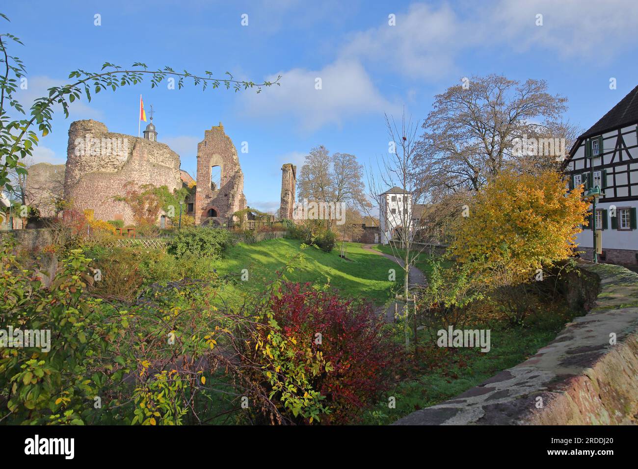 Romanesque palace of Hayn Castle and Untertor, Dreieichenhain, Dreieich ...