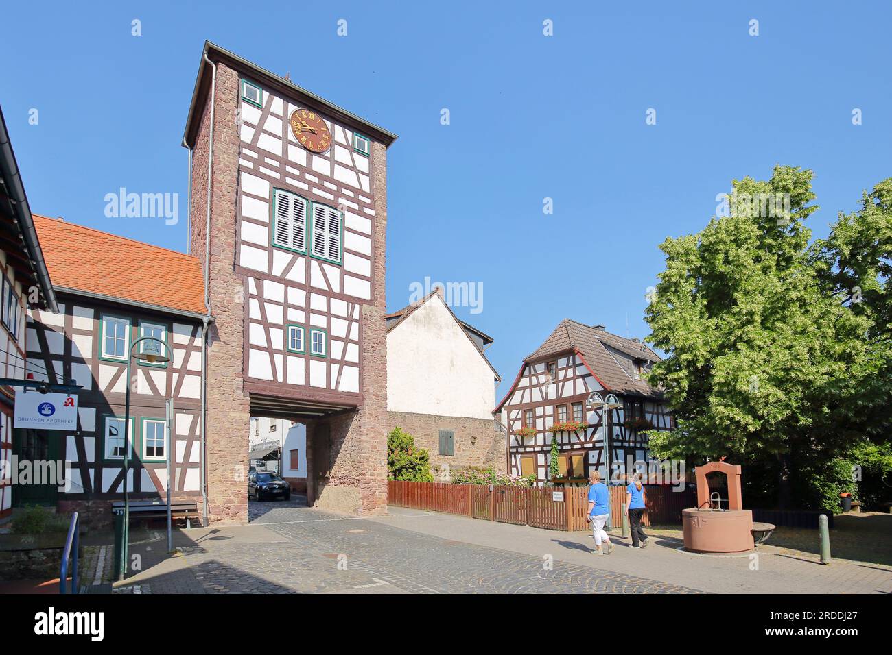 Historical upper gate built in the 14th century, Dreieichenhain ...