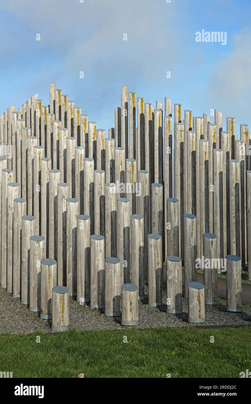 Sculpture rod pyramid in detail, RheinMain Regional Park, Dreieich ...