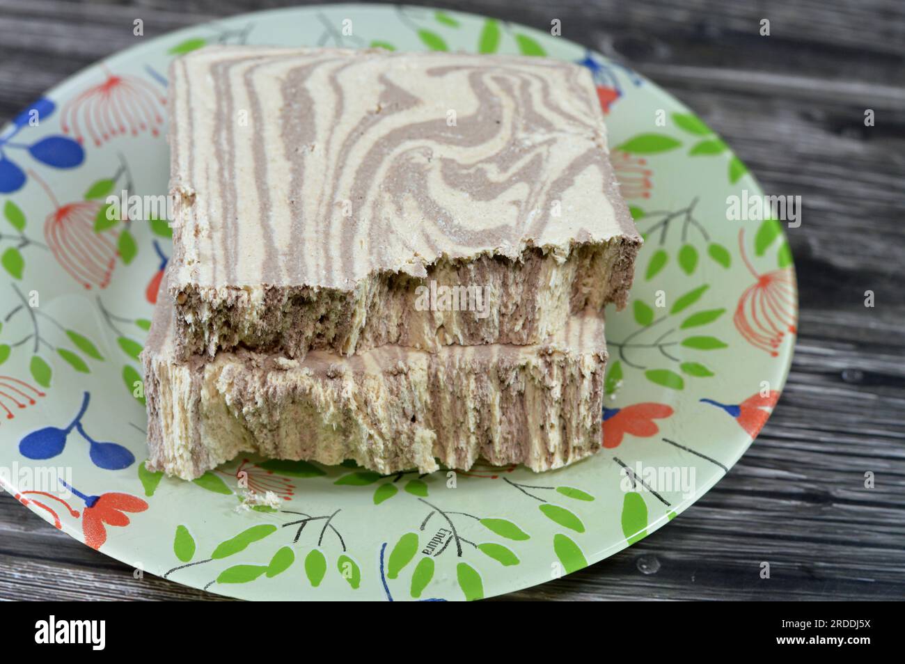 Halvah hi-res stock photography and images - Alamy
