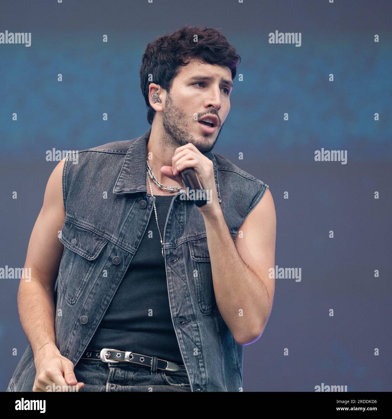 The colombian singer sebastian yatra performs during the concer hi-res ...