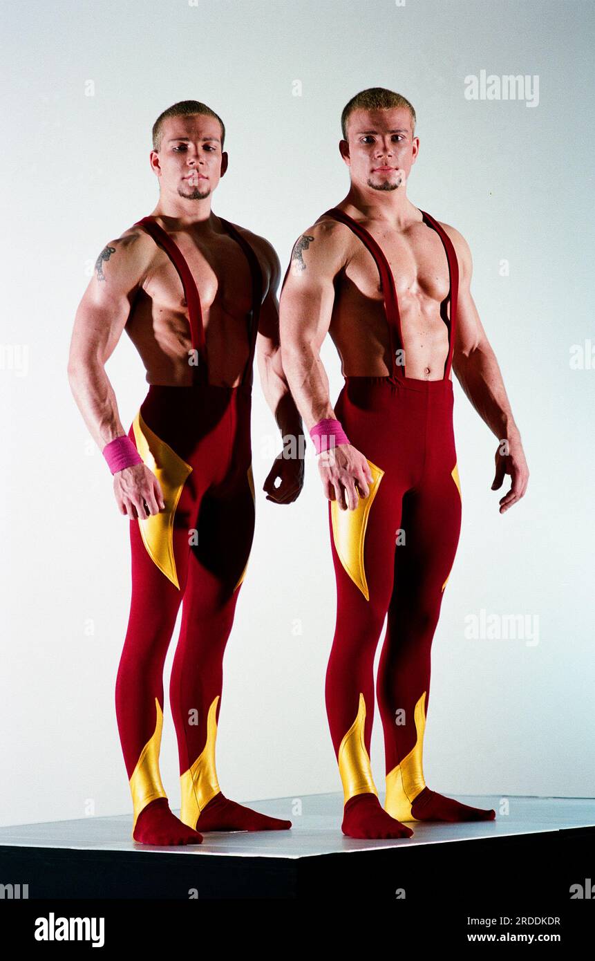 Gemini Brothers Daniel and Jacek Gutszmit, identical twin brothers who ...