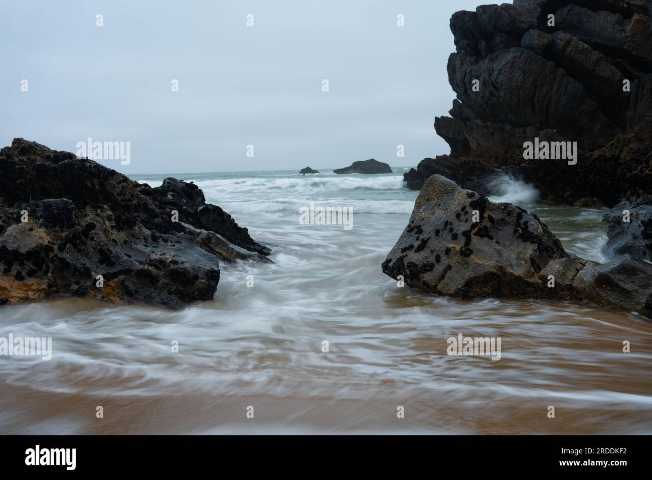 long exposure waves crashing coast movement white wave crashing rock in ...