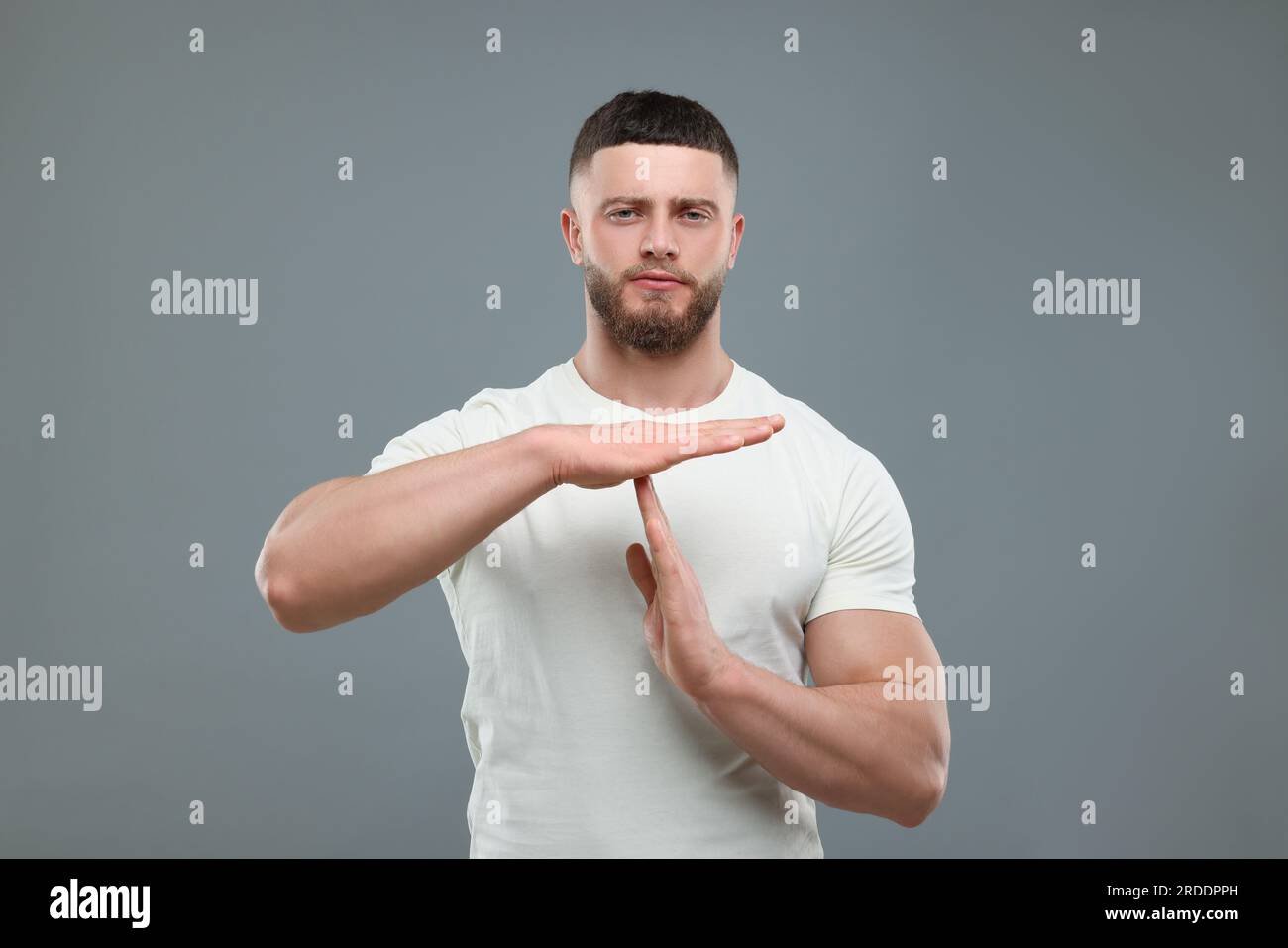 Time out gesture hi-res stock photography and images - Alamy