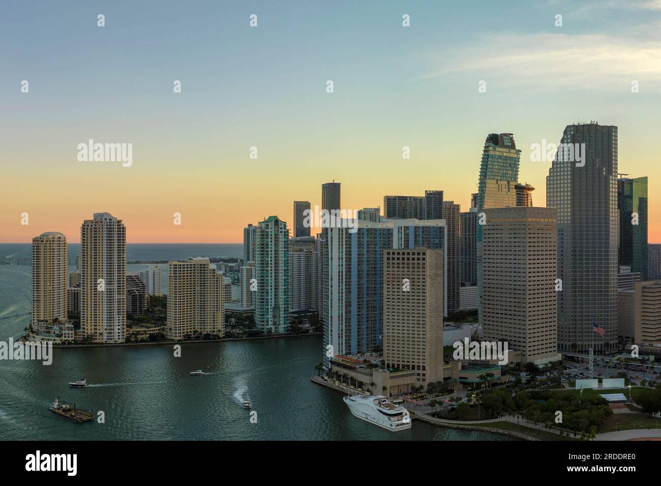 Evening urban landscape of downtown district of Miami Brickell in ...