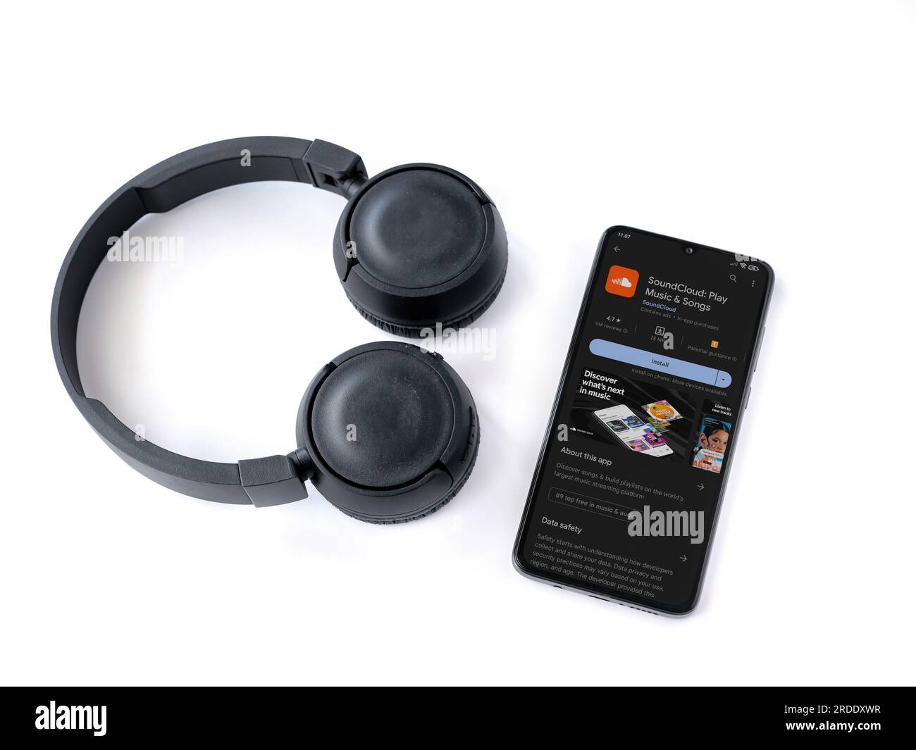 Lod, Israel - July 16,2023: Smartphone with SoundCloud app play store ...