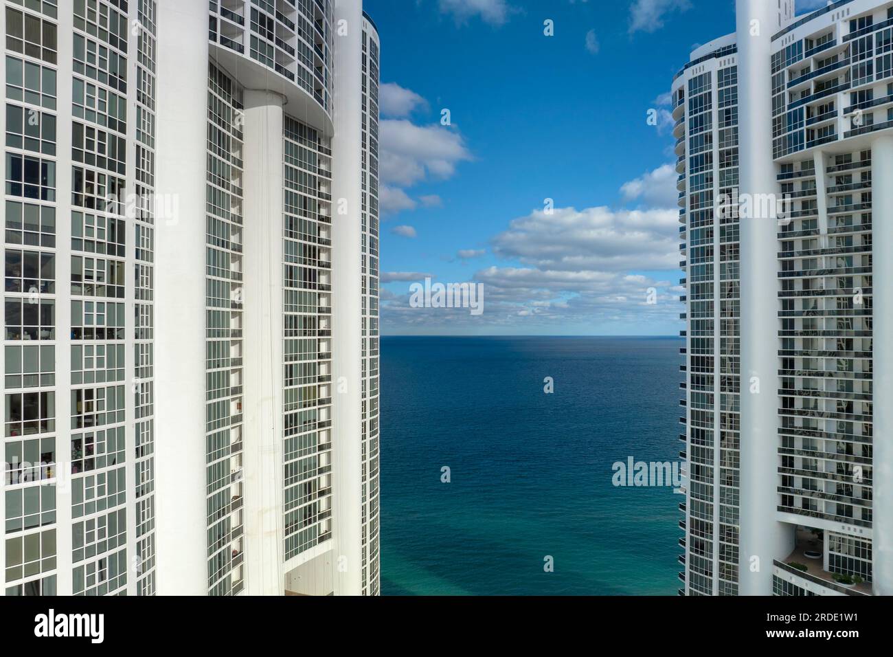 Miami beach condos on the water hi-res stock photography and images - Alamy