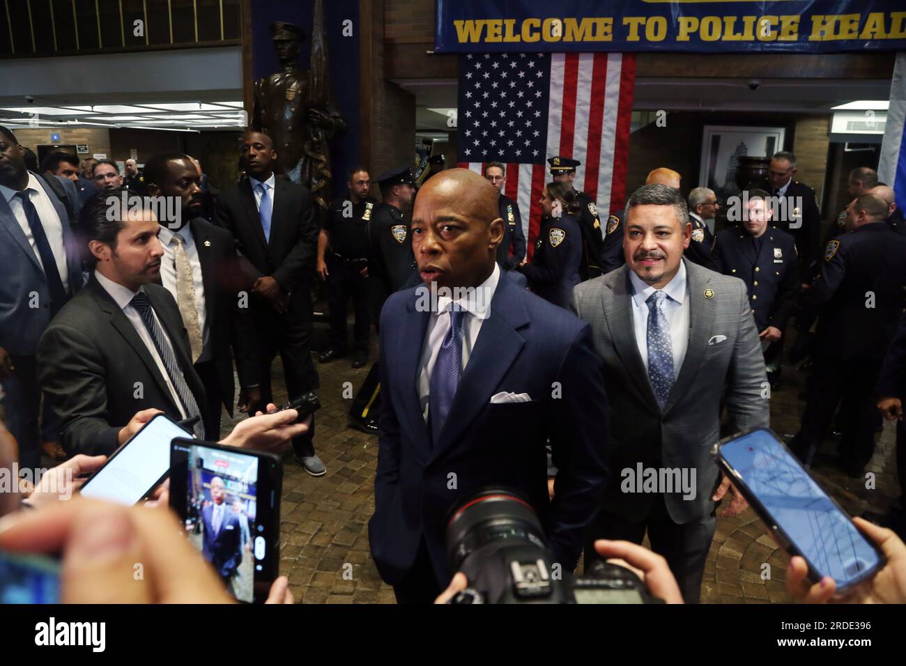 NEW YORK, NY, JULY 20: Israeli President Issac Herzog visits NYPD ...