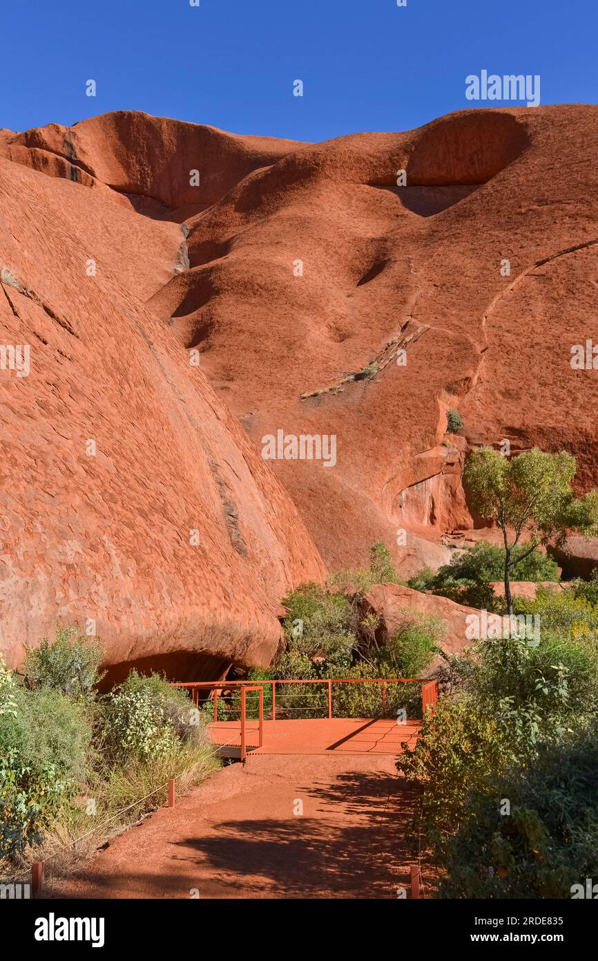 Beautiful view of Uluru, Ayers rock at Uluru-Kata Tjuta National Park ...