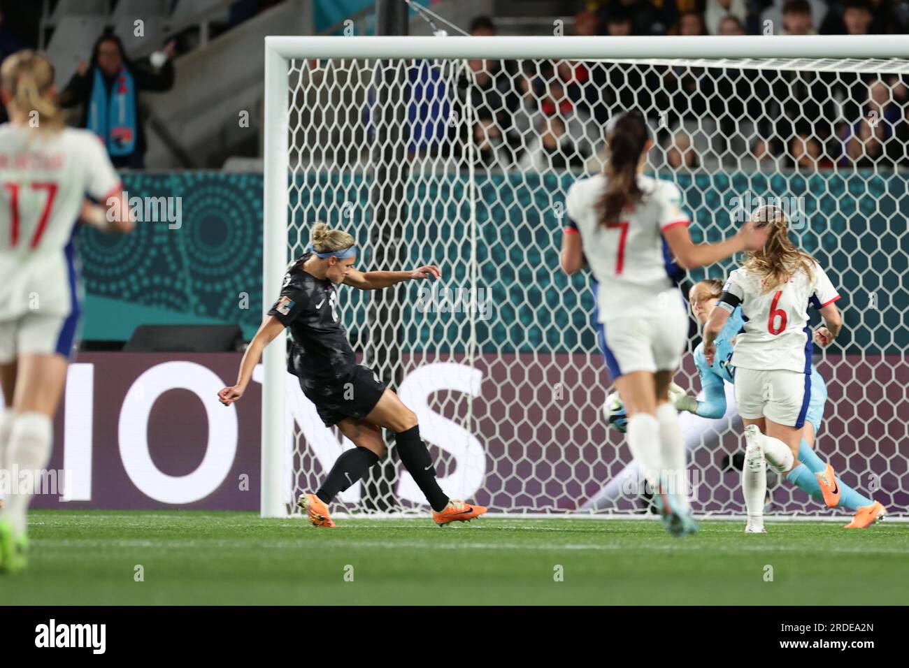 Hannah wilkinson eden park hi-res stock photography and images - Alamy