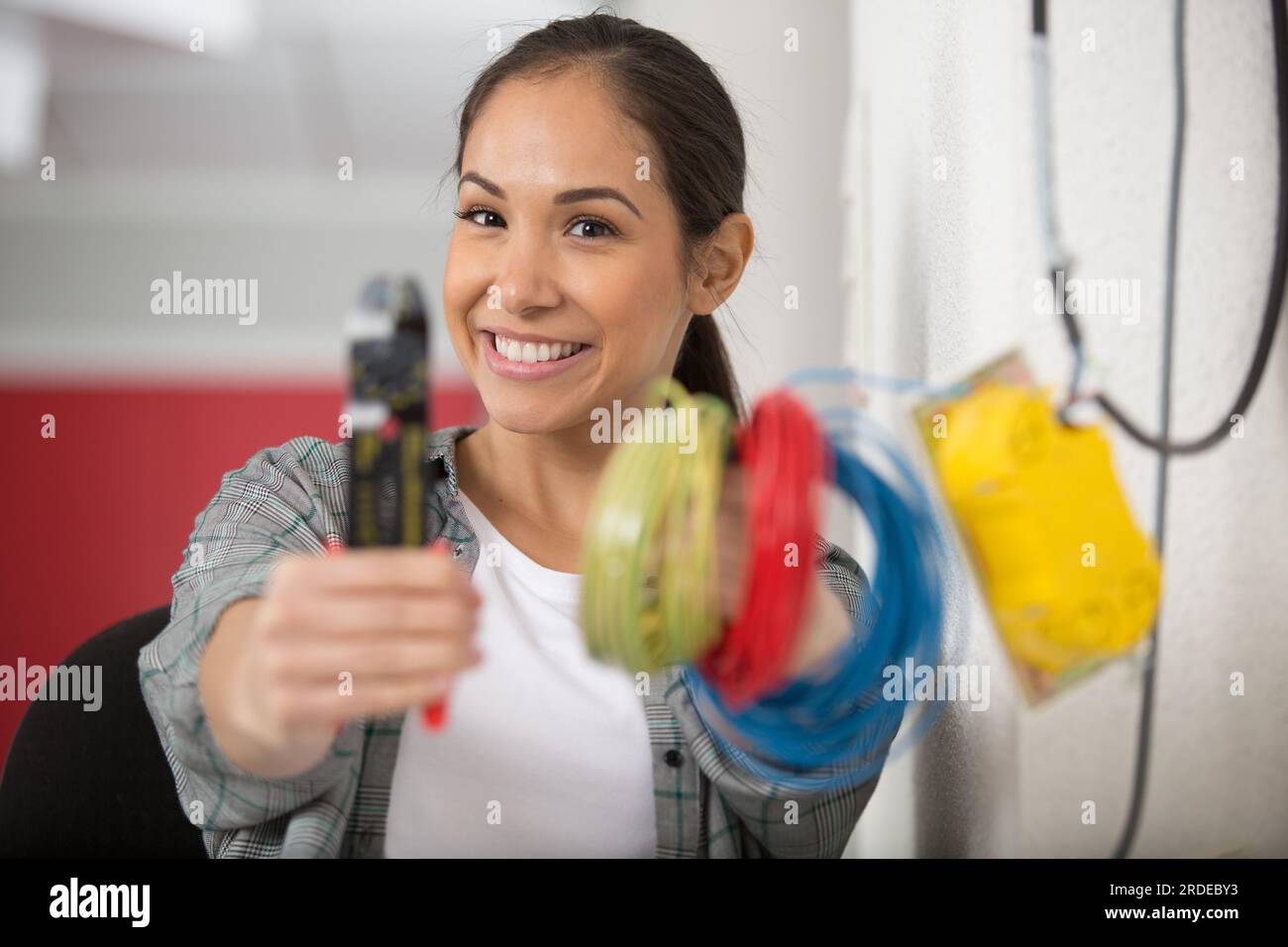 Cable cutters hi-res stock photography and images - Alamy