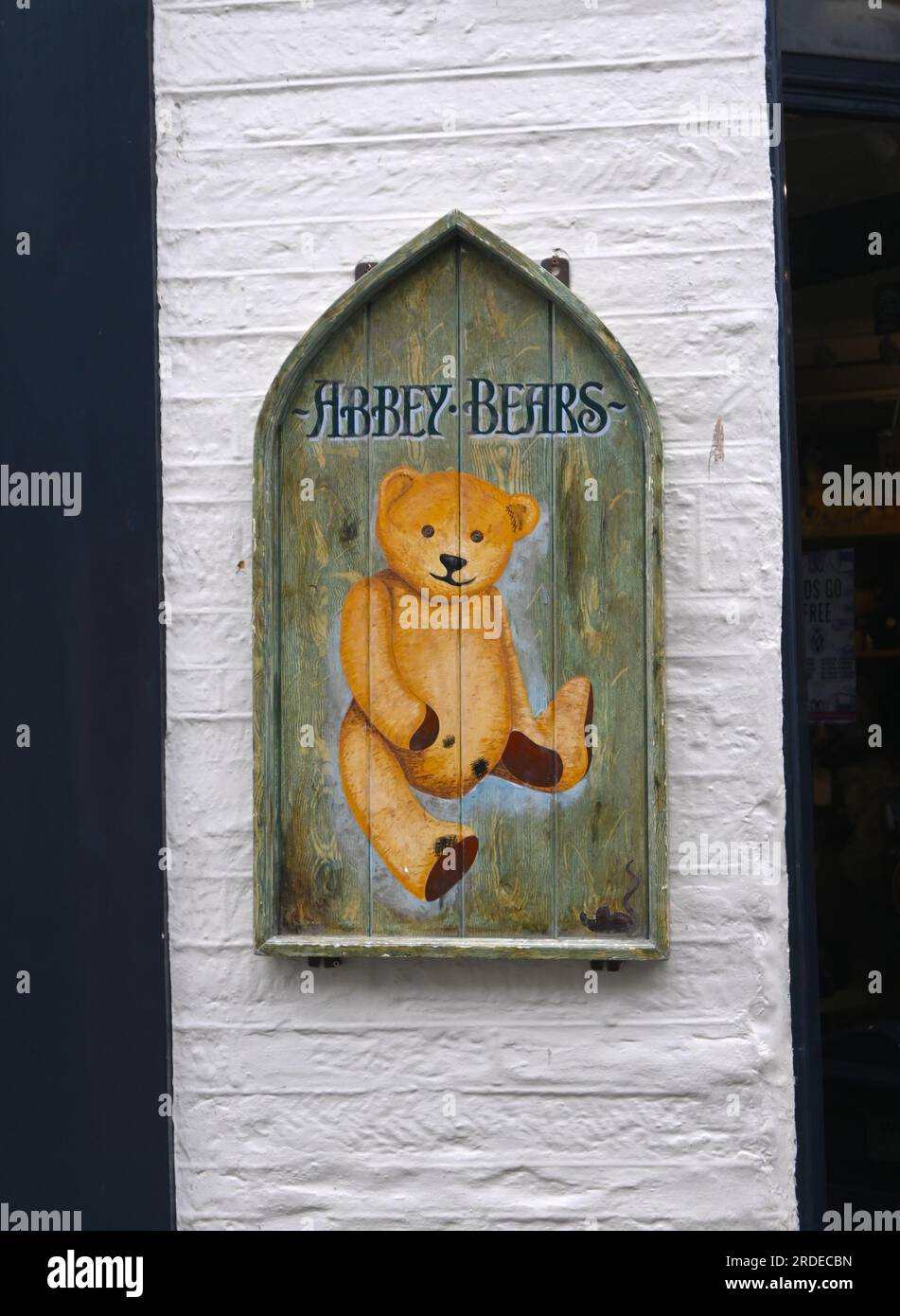 Cute teddy sign hi-res stock photography and images - Alamy