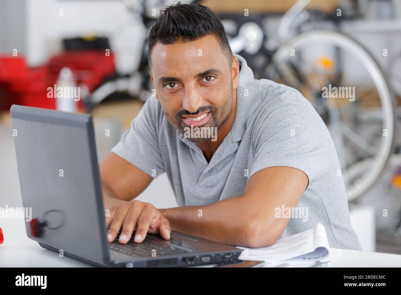 Nerd man illustration hi-res stock photography and images - Alamy