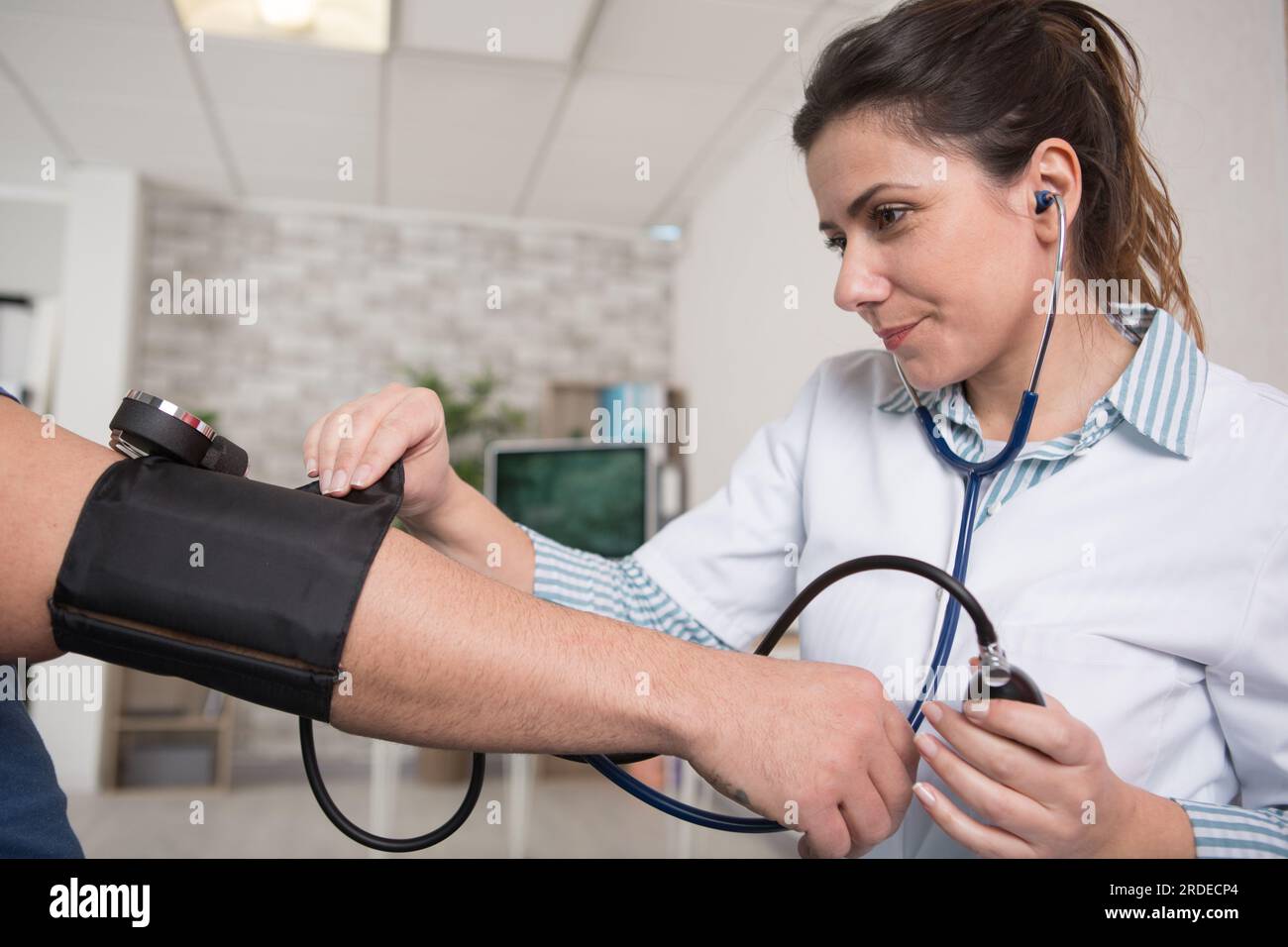 female doctor arms make medic procedure closeup Stock Photo - Alamy