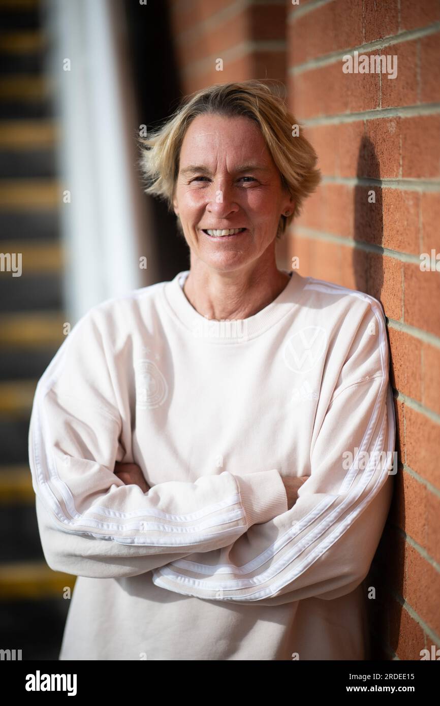 German women soccer team coach hi-res stock photography and images - Alamy