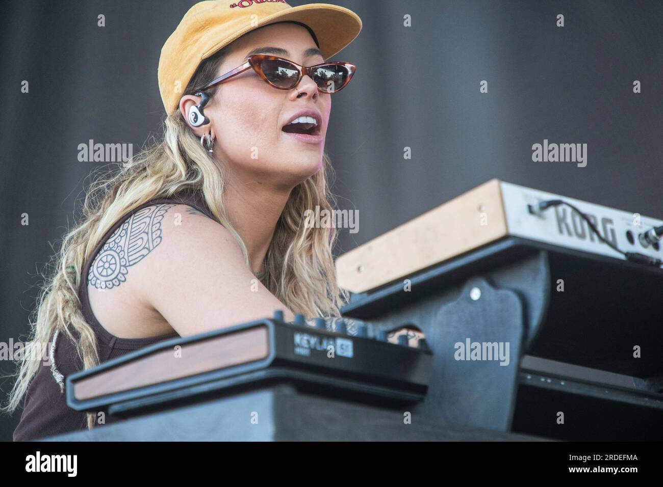 Tash sultana on stage hi-res stock photography and images - Alamy