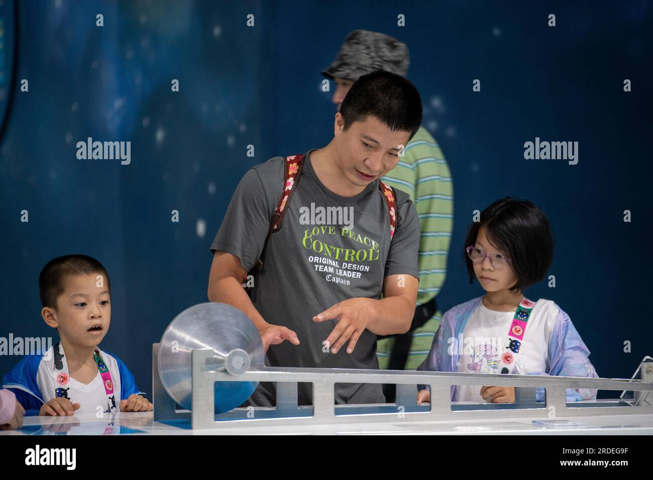 Many children visit the China Science and Technology Museum during ...