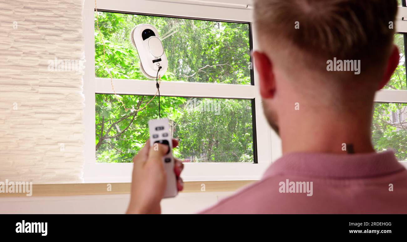 Automatic Window Glass Washer. Robot Appliance Machine Stock Photo - Alamy