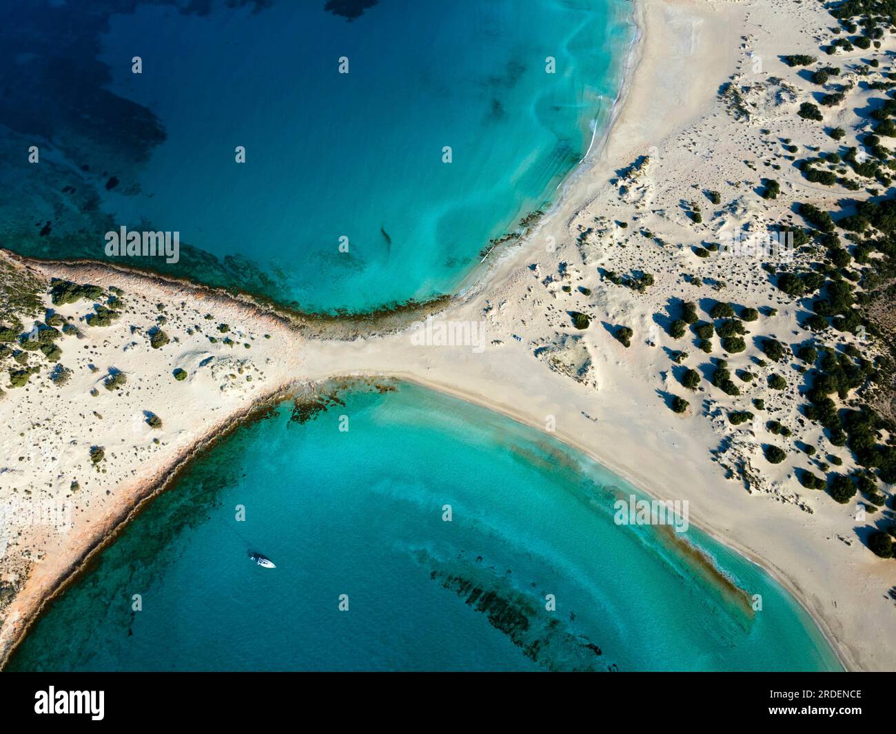 Drone shot, double bay of Simos beach, Sarakiniko beach, Elafonisos ...