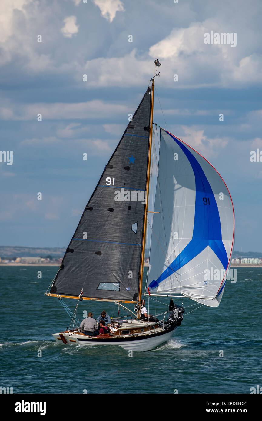 timoa stella design classic yacht racing off of cowes on the isle of ...