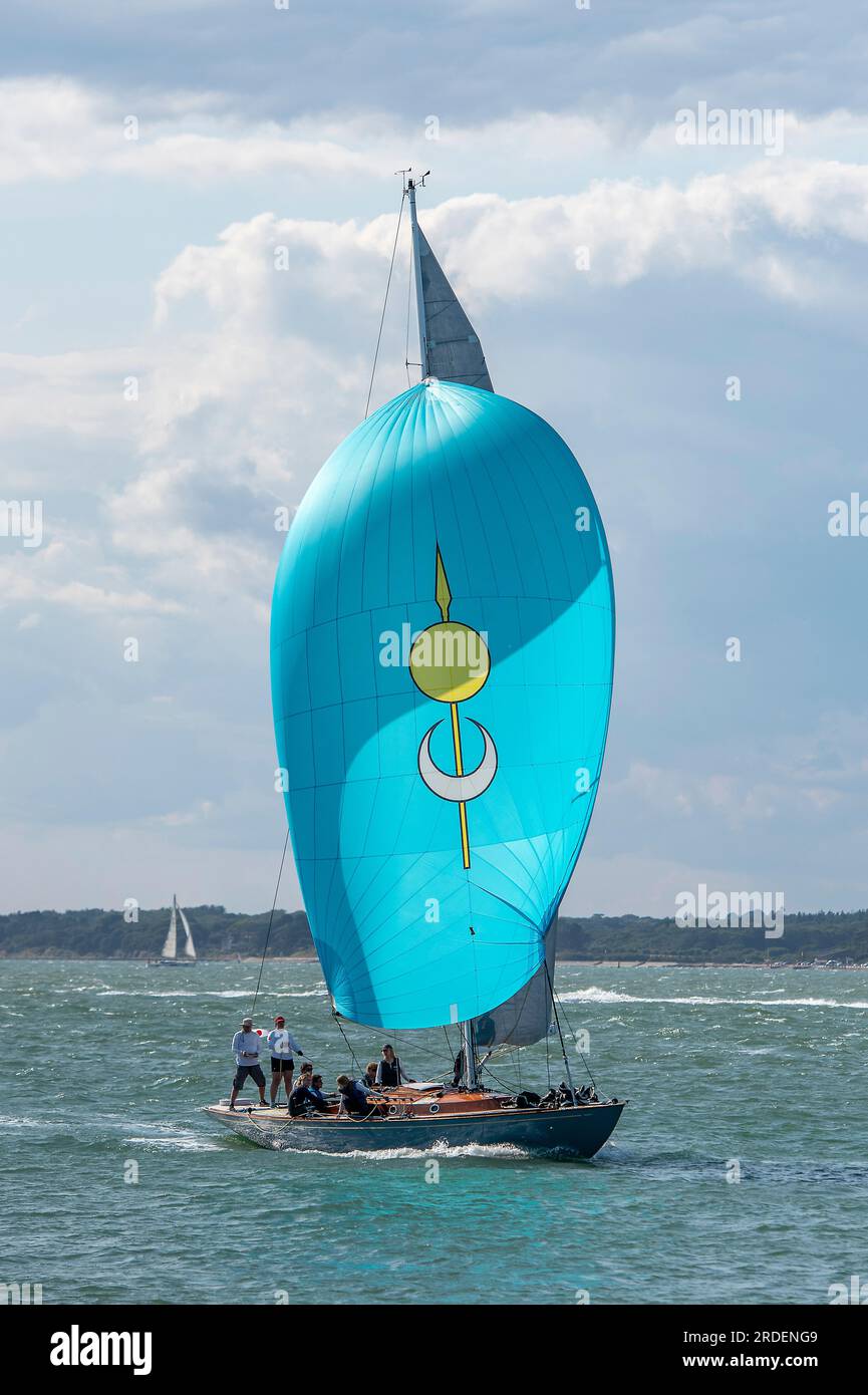 dido classic yacht bermudan sloop racing in british classics week off ...