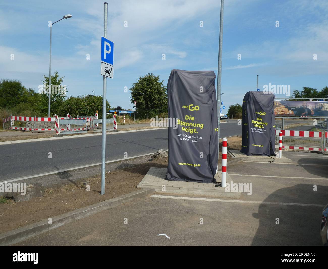 Weilerswist, Germany. 18th July, 2023. Here, new charging columns for ...