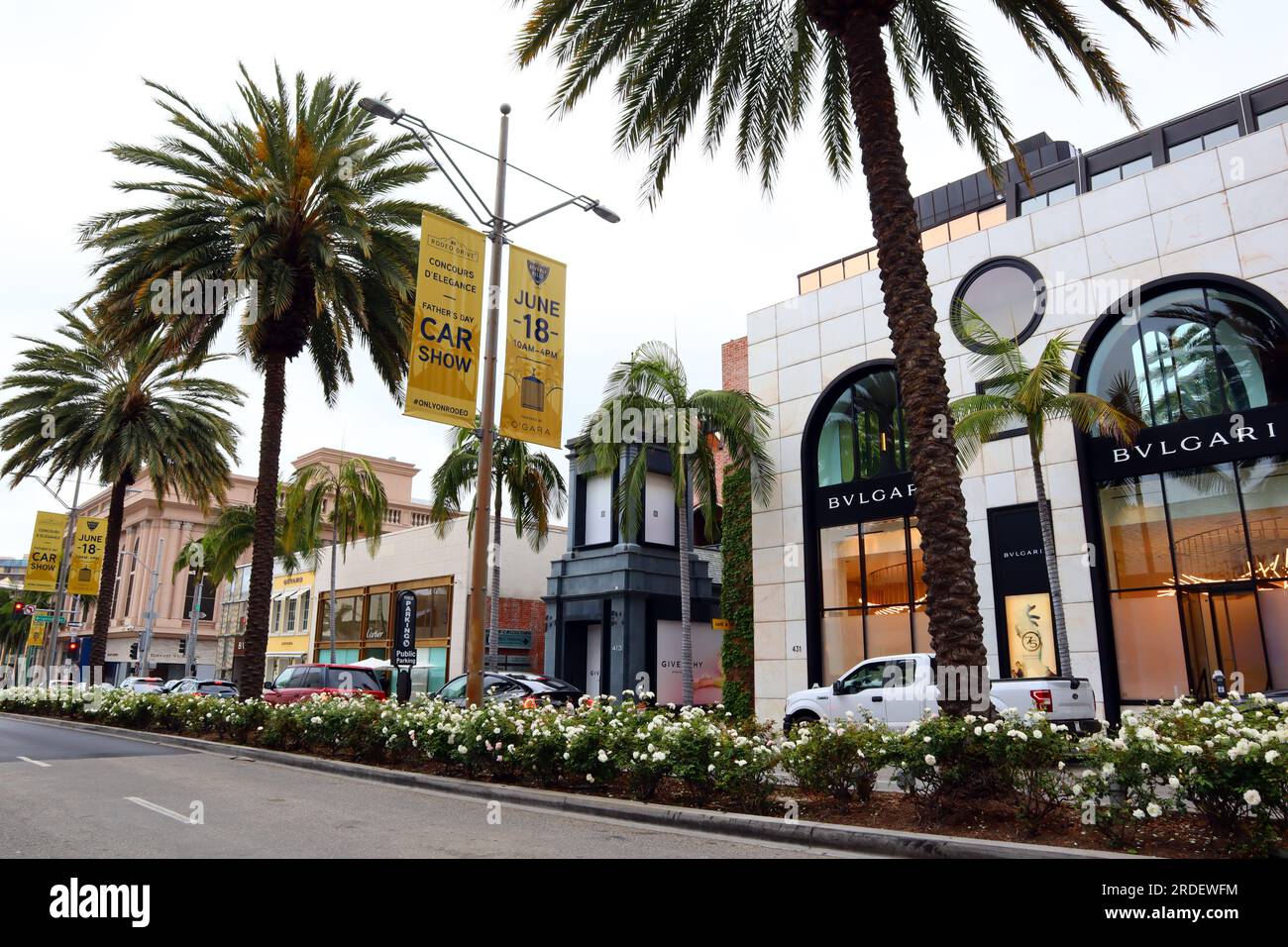 Beverly Hills, California: Rodeo Drive, one of the most fashionable ...