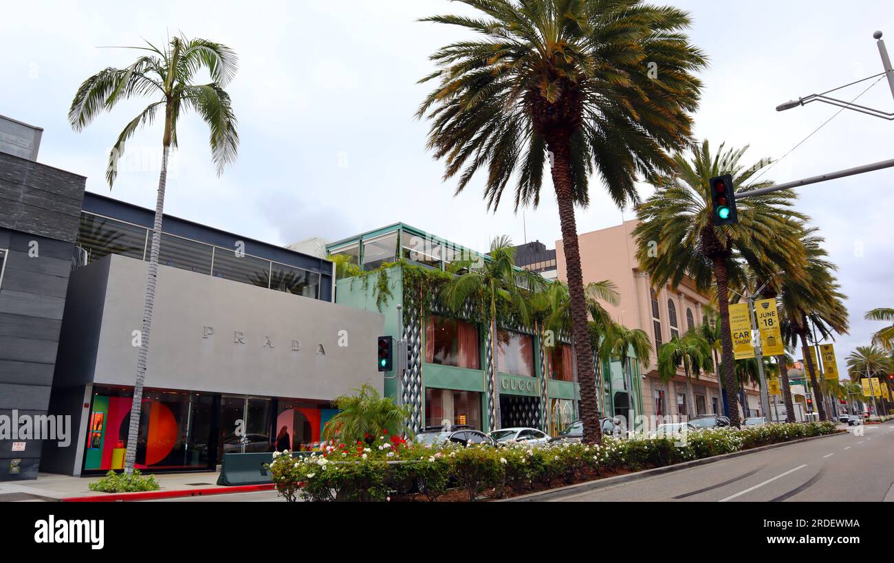 Beverly Hills, California: Rodeo Drive, one of the most fashionable ...