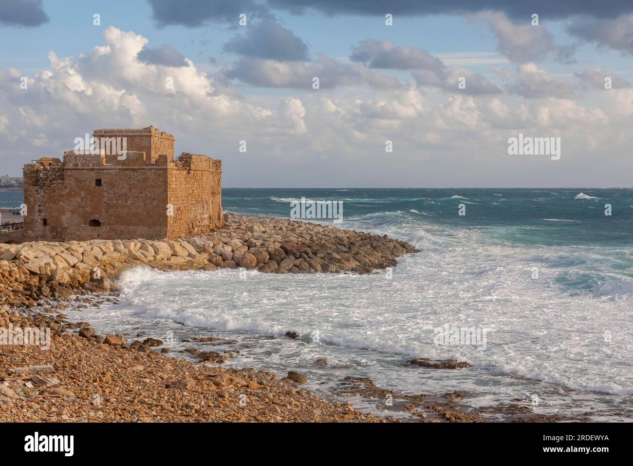 Paphos fort storm hi-res stock photography and images - Alamy