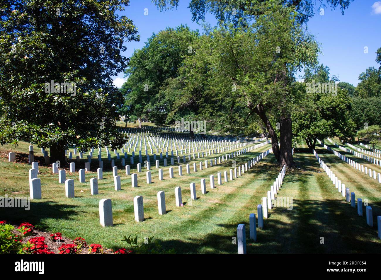 Washington national cemetery hi-res stock photography and images - Alamy