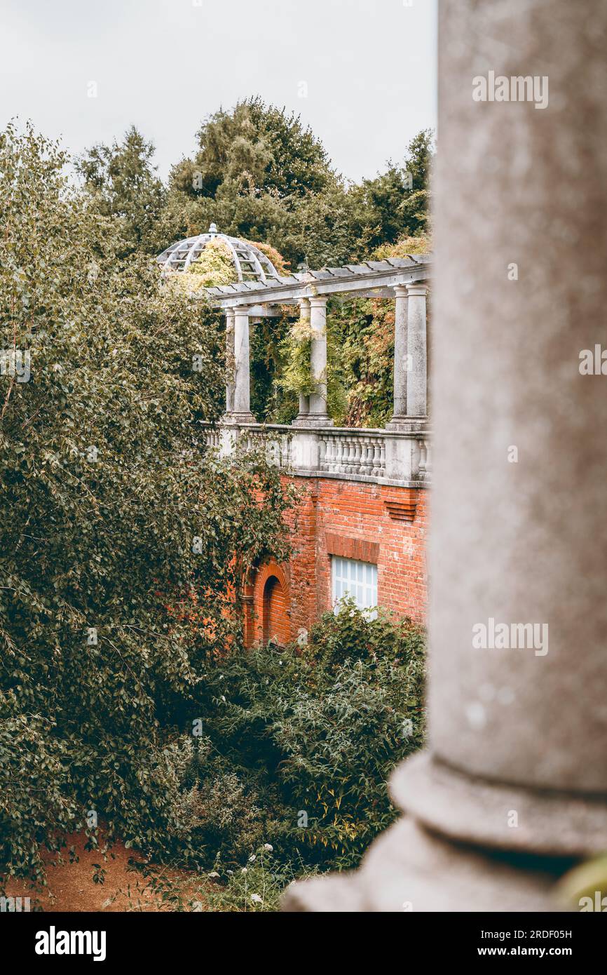 Piece of architecture hi-res stock photography and images - Alamy