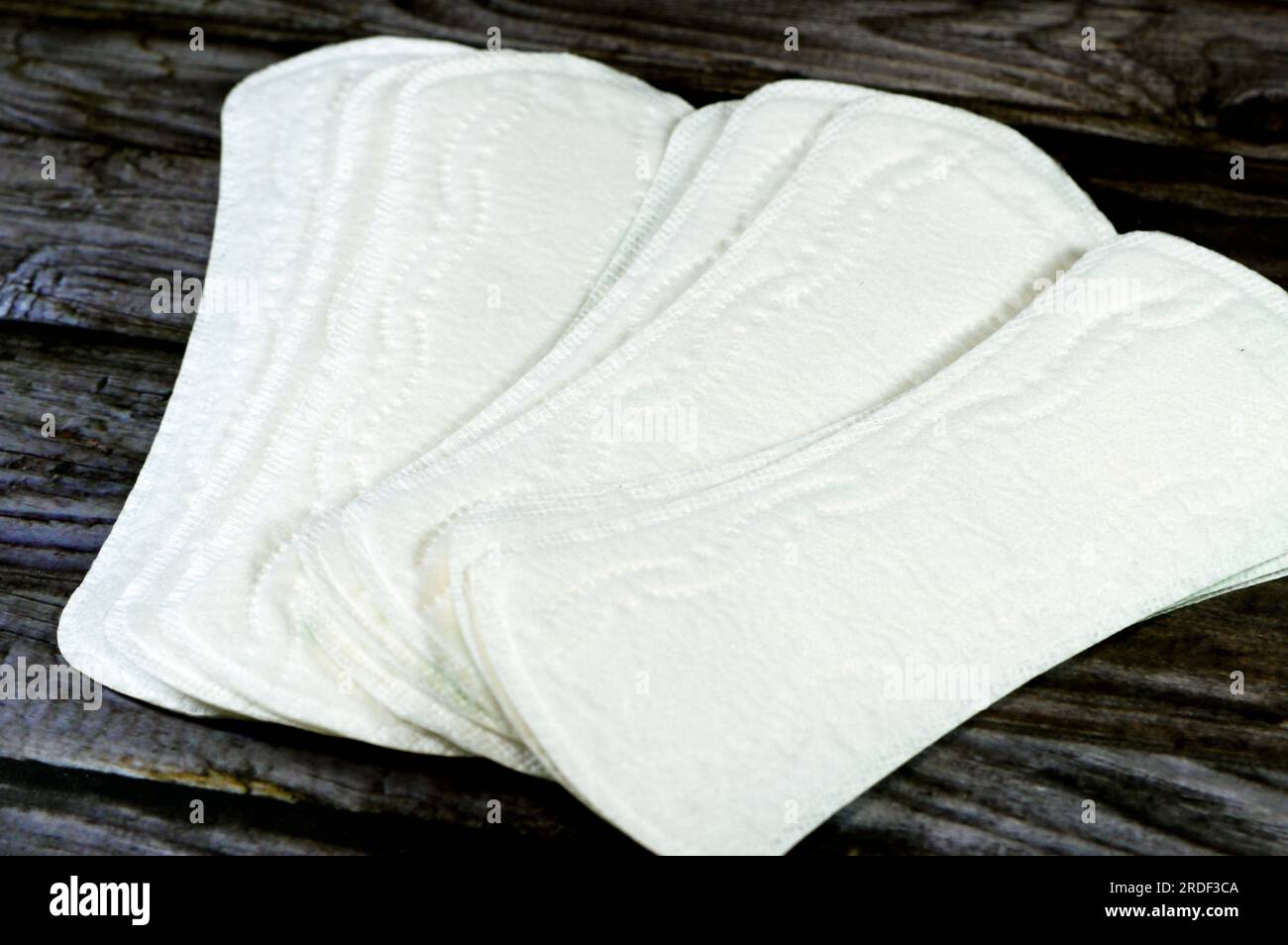 Natural cotton feel, all day freshness, pantyliners panty liner female ...