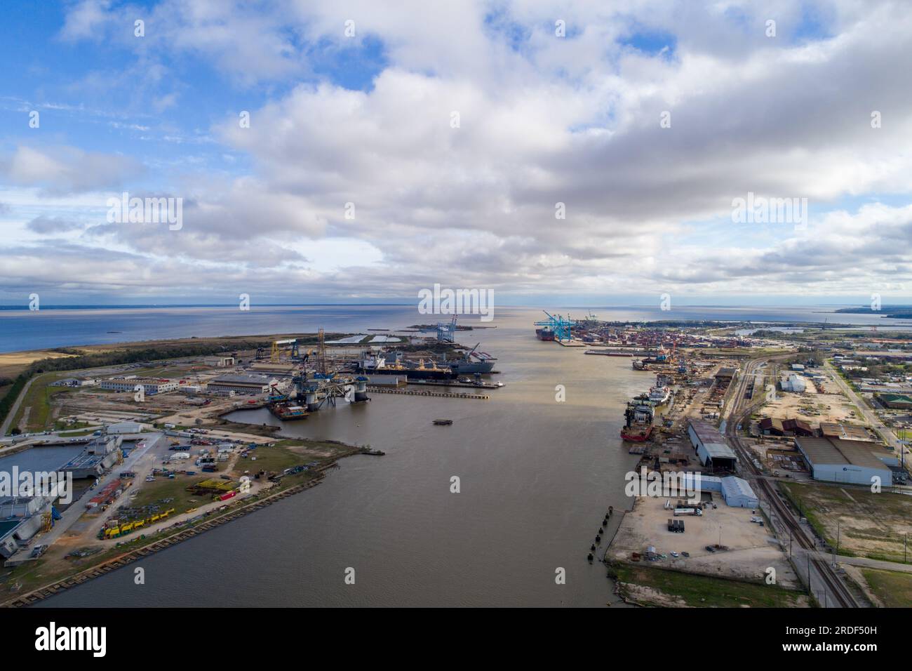 the port of downtown Mobile, Alabama Stock Photo - Alamy
