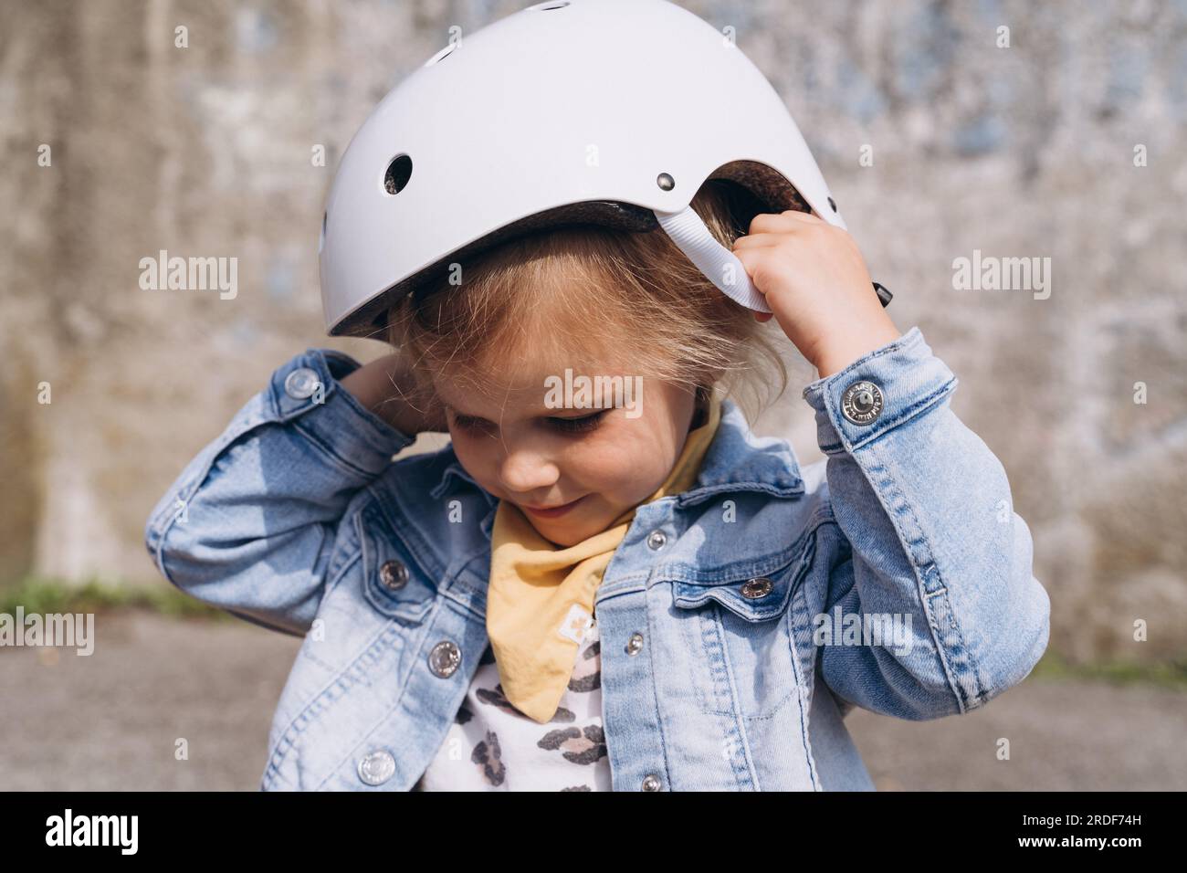 Preschooler activity hi-res stock photography and images - Alamy