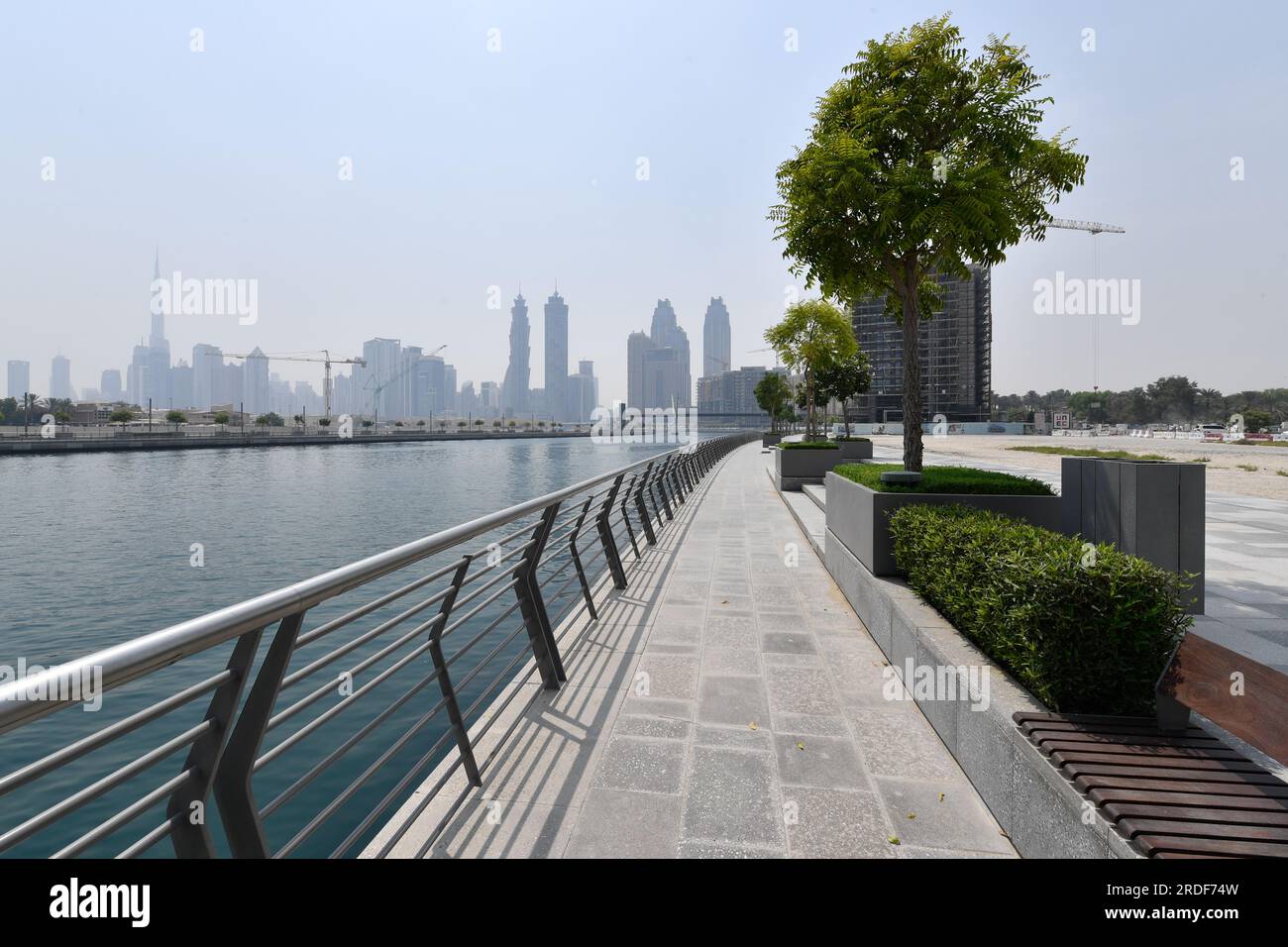 Safa area of Dubai on a summer's morning Stock Photo - Alamy