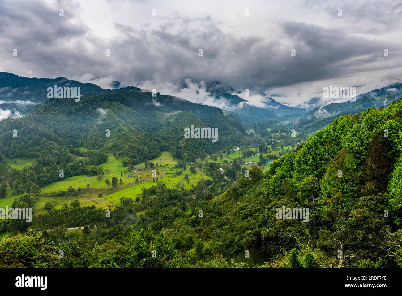 Overlook over the Valle de Cocora, Unesco site coffee cultural ...