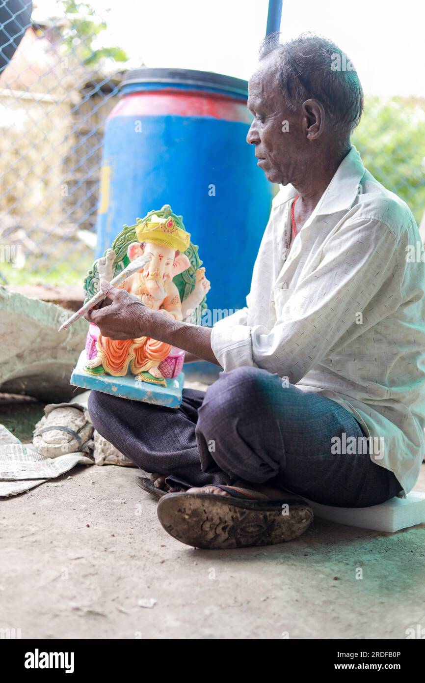 Ganesh, Ganpati idol or murti making process, Workshop for making idols ...