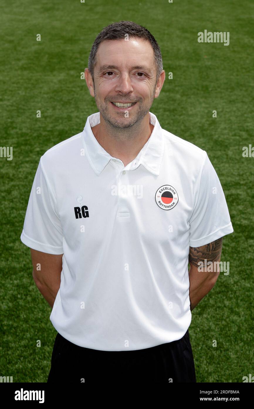 Ronald graafland keeperstrainer of excelsior hi-res stock photography ...