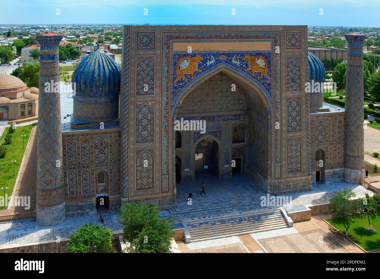 Shir Dor Medrese, Lion's Gate, Rigestan, Samarkand, Uzbekistan, Sherdor ...
