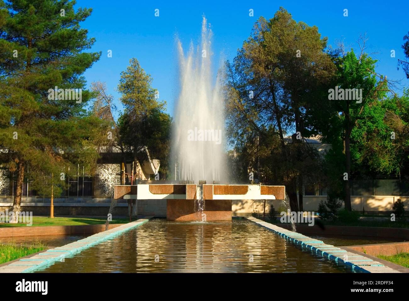 Water fountain, Ashgabat, Turkmenistan, Asgabat Stock Photo - Alamy