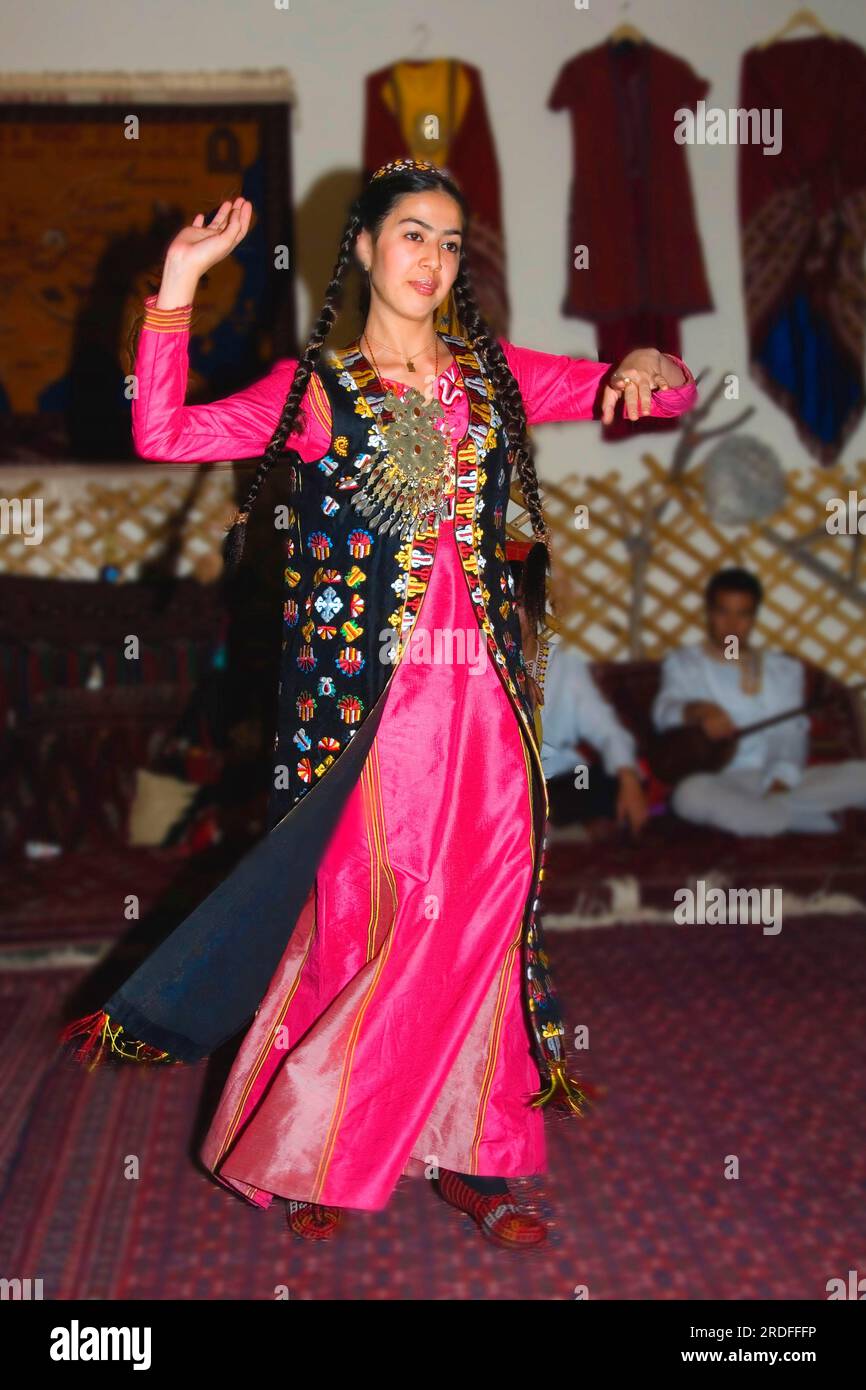 Folklore dancer, girl dancing, Ashgabat, Turkmenistan, Asgabat, folk ...