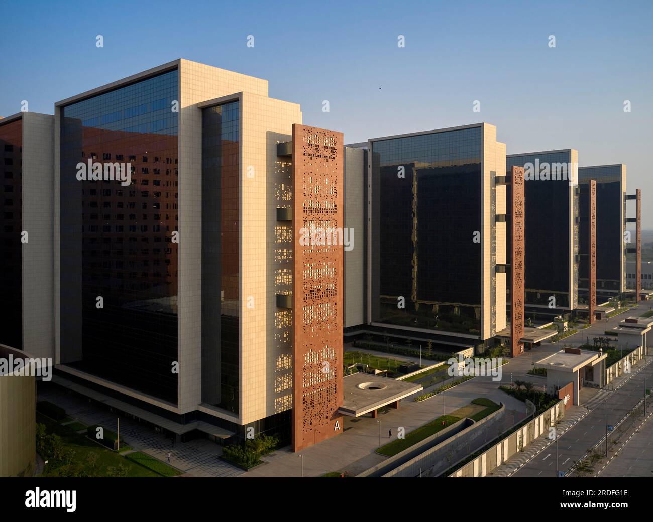 Aerial view, perspective of complex. Surat Diamond Bourse, Surat, India ...