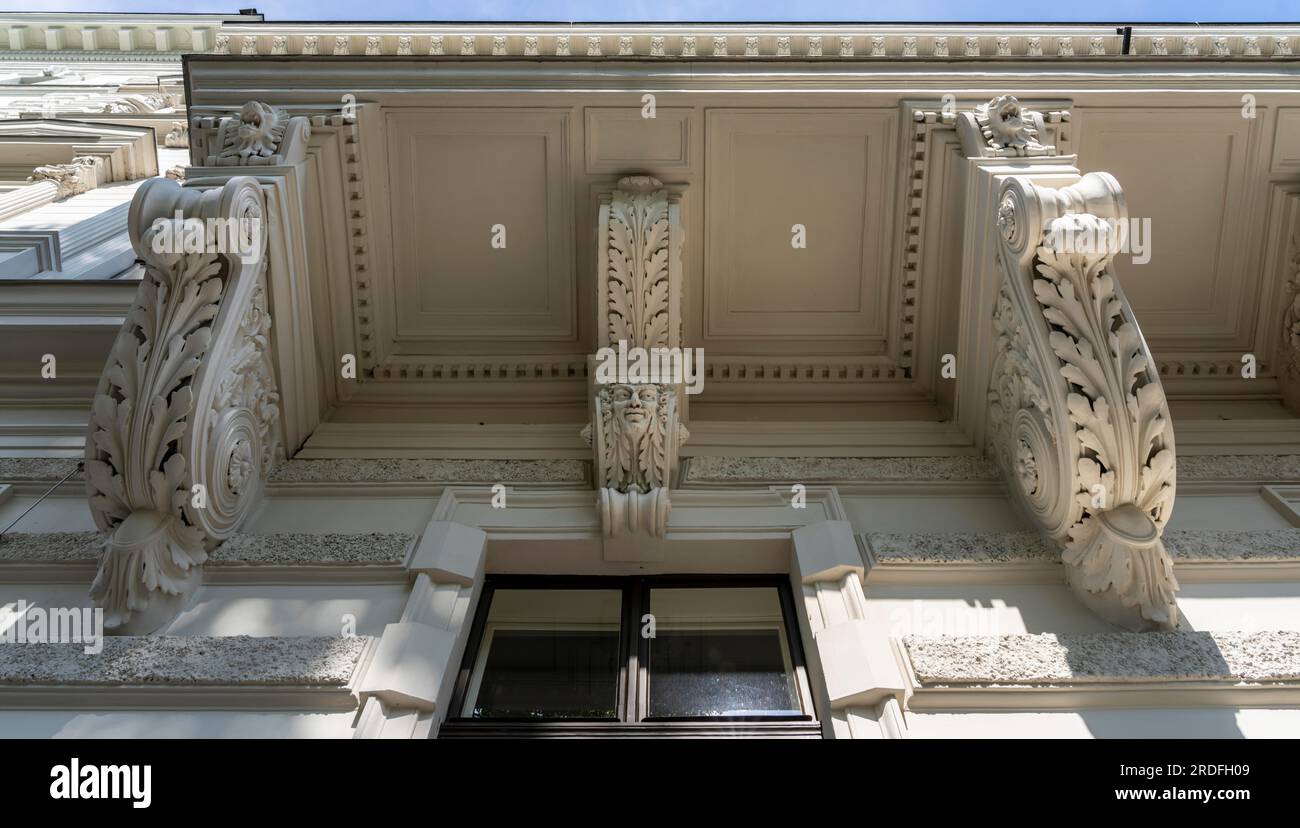Baroque facade historic building hi-res stock photography and images ...