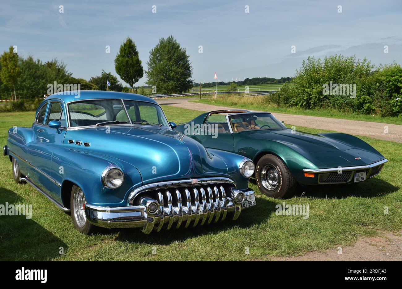 Buick Eight and Corvette Stingray at classic car meeting in Breiholz ...