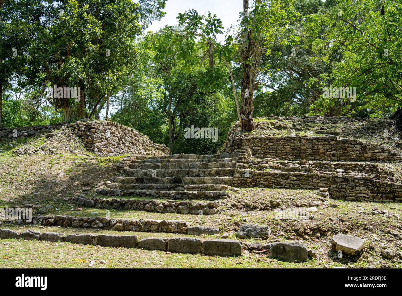 A residential complex for the elite in the Mayan ruins in the Lamanai ...